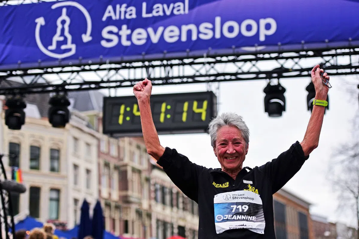 70-jarige Nijmeegse verbetert wereldrecord halve marathon